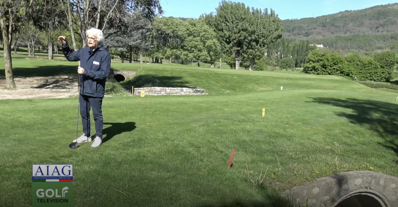 REGOLE DEL GOLF “differenze tra paletti gialli e rossi” – Golf Television REGOLE DEL GOLF “differenze tra paletti gialli e rossi” – Golf Television